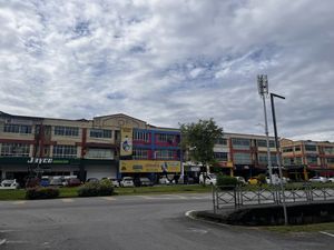 Three Storey Shophouse Facing Main Road near School at Jalan Semarak ...