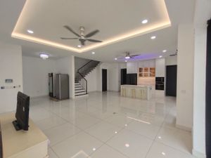 [SEMI D RENOVATED] Double Storey Semi D Reesia Elmina Gardens, Elmina ...