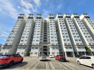 MURAH CANTIK! Pangsapuri D'Alpinia, Taman D'Alpinia, Puchong for Sale ...