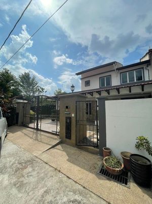 CORNER LOT | USJ 3 USJ with swimming pool fully renovated and extended for sale for Sale @RM1 ...