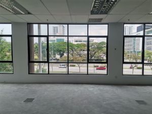 Corner Glomac office Second Floor for rent in Quill 2 Wisma Shell ...