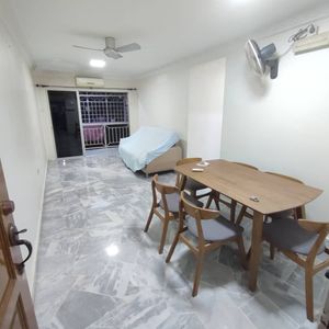 Genting Court Condo, Setapak Kuala Lumpur Low Floor, facing Garden, 3 ...