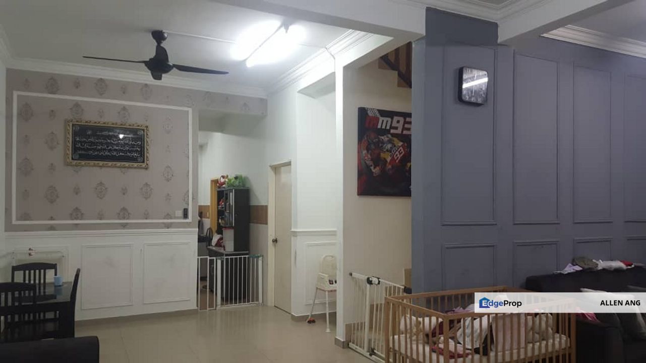 Seksyen 7, Shah Alam, 2 Storey Jalan Kristal for Sale @RM715,000 By ALLEN ANG | EdgeProp.my