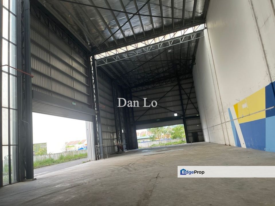 3-Storey Semi-D Factory/Warehouse @ TIAJ for Rental @RM22,000 By DAN LO ...