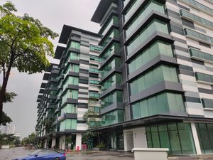 Prominent Grade A Office Building at Front Row, Facing Main Road for ...