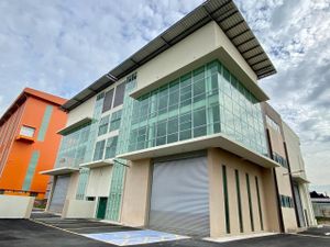 Semi-D Warehouse Factory 4 storey Shah Alam Premier Industrial Park for ...