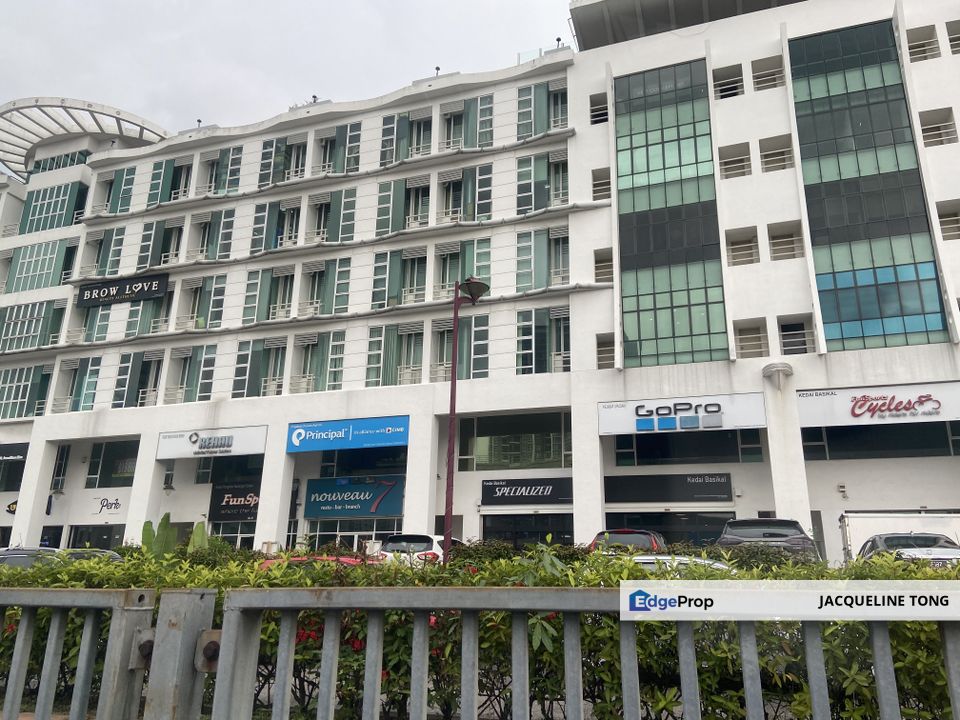 10 Boulevard @ Damansara Kayu Ara, Petaling Jaya. Ground floor Shop ...